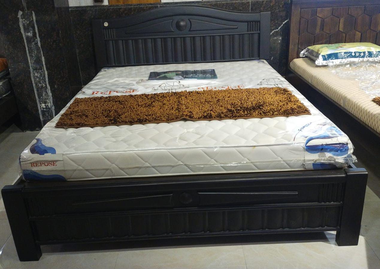Veda Wood Bed